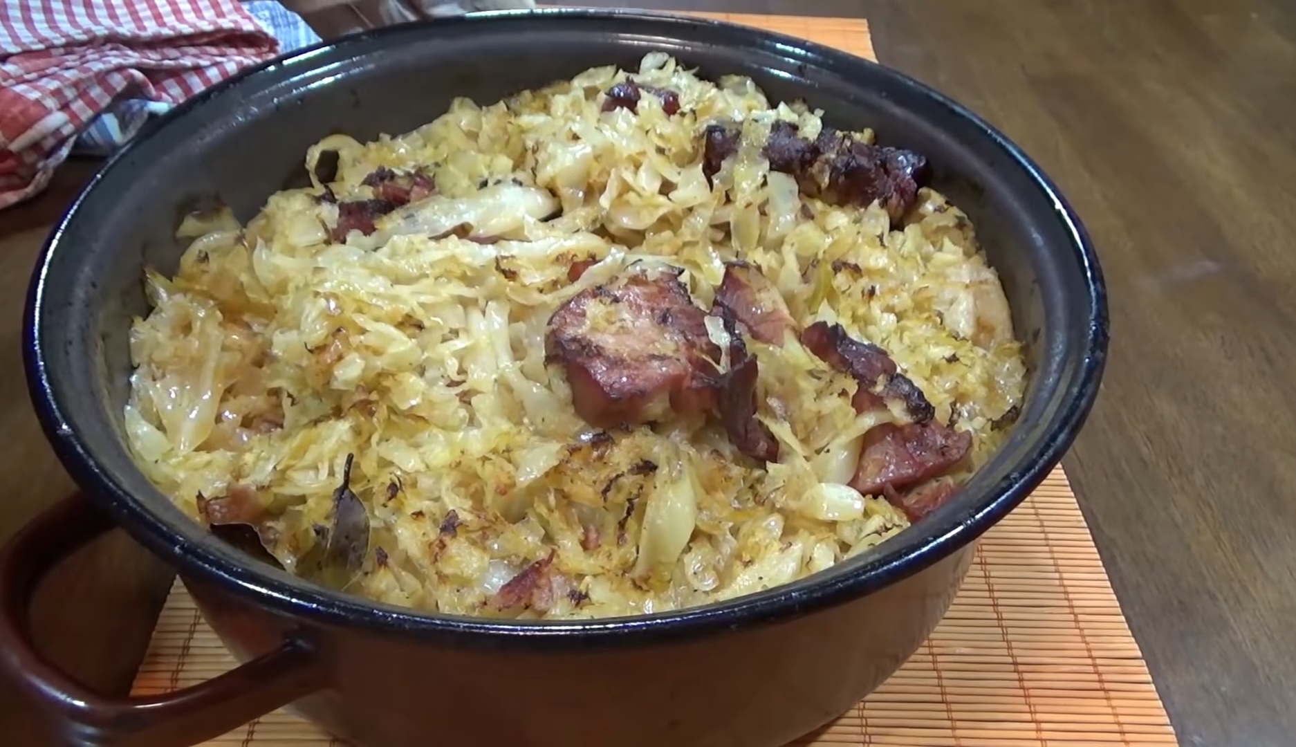 ŠTA ONI ZNAJU?! Svetski kuvari sastavili listu 10 najgorih NAŠIH JELA ...