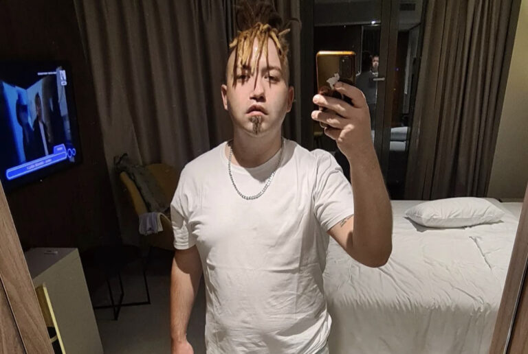 ŠOK TRANSFORMACIJA: Rasta se ošišao na ĆELAVO! Rešio se dredova, a evo ...