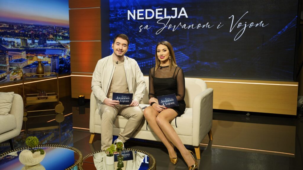 MUZIČKI VREMEPLOV NA HYPE TELEVIZIJI: Jovana i Voja, sa svojim gostima, vas vode u 20 vek! - Hype TV