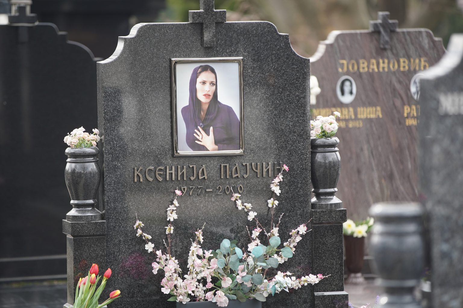 OVAJ POZNATI PEVAČ JE BRAT KSENIJE PAJČIN! Nakon njene tragične smrti ...