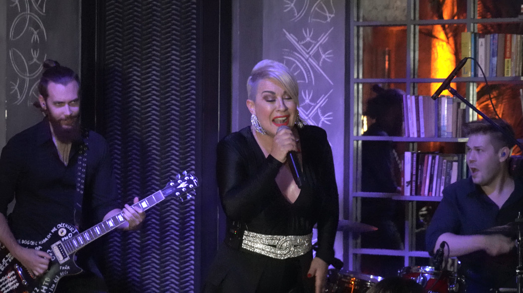 Indira Kolonija iskrena: "Moram dokazati mužu da sam FENIKS I SVEMOĆNA ...