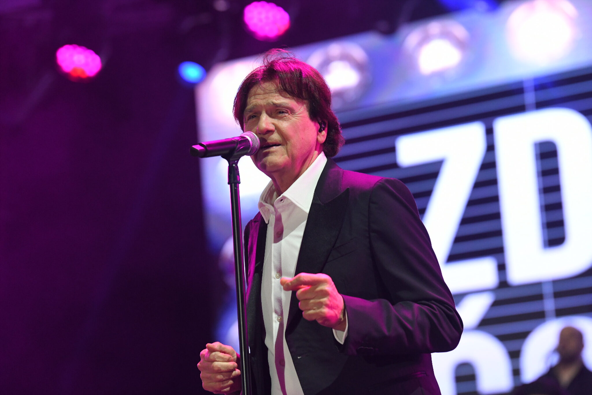 MLAĐA ĆERKA ZDRAVKA ČOLIĆA "UPECALA" PREMIJU: Njen novi dečko je sin vlasnika najvećeg lanca ...