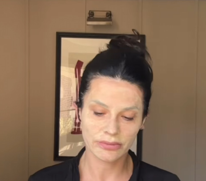 PROCURILA FOTKA SRPSKE VODITELJKE IZ SPAVAĆE SOBE! Svi bruje o jednom ...