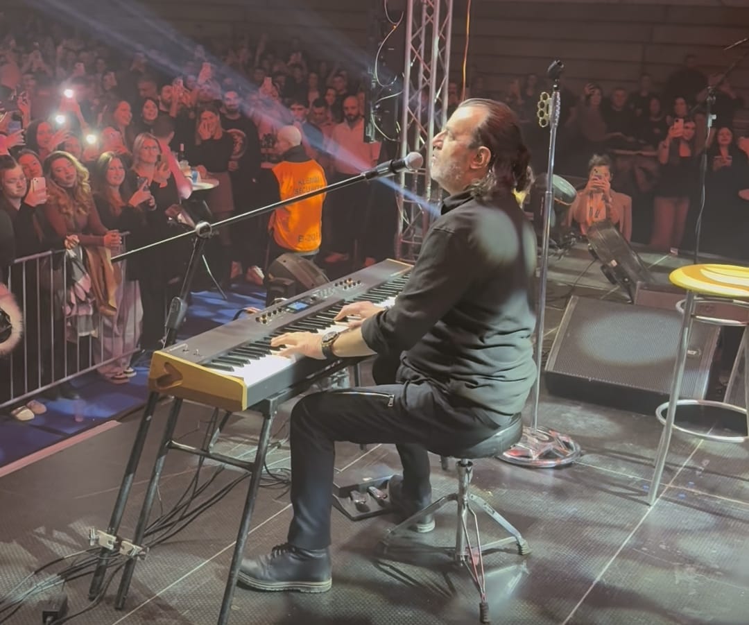 OVACIJE I APLAUZI ZA JEDINOG KRALJA BALKANA! Publika u Slavonskom Brodu ...